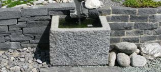 Gartenelemente aus Stein | naturstein-online-kaufen.de